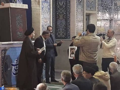 اهدای مدرک افتخاری دانشگاه آزاد به دانشجوی شهید مدافع امنیت خبرگزاری آنا