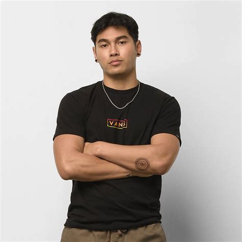 Polera Vans Classic Easy Box Blackred Solex Skate Market