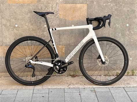 Cannondale Supersix Evo Disc Shimano 105 Di22023 Ex Demo Cashmere