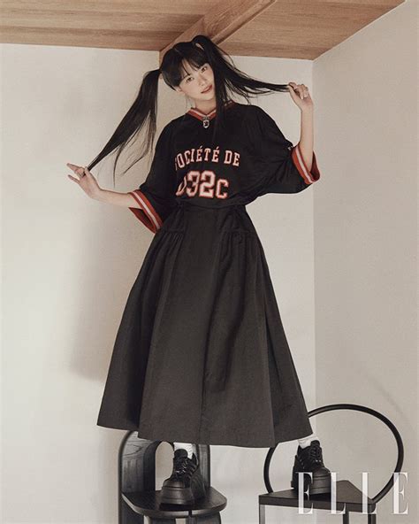 Le Sserafims Eunchae And Txts Yeonjun Wore The Same Designer Top In A Completely Different Way