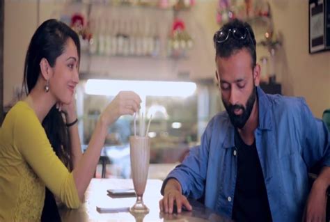 Watch These Diverting Tricks To See Whether A Girl Is Single Or Not Bumppy