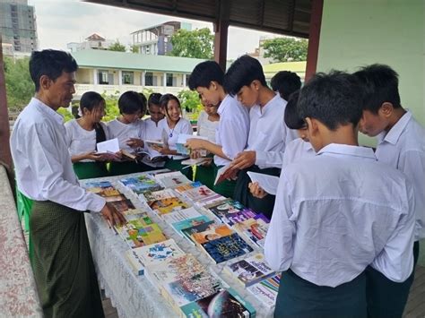 မဟာအောင်မြေမြို့နယ်၌ လစဉ် Mobile Library စနစ်ဖြင့် စာအုပ်၊ စာစောင်များင