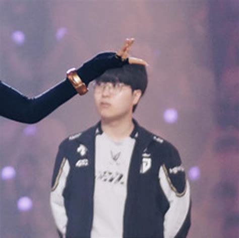 สุวพิชชา อวดอีก เป็นพี่น้องกัน พี่สาว 300 ขวบกับน้องชาย 90 ขวบๆๆๆ ลง Sshs ทั้งคุ่ฮะ ไปบรีฟสี