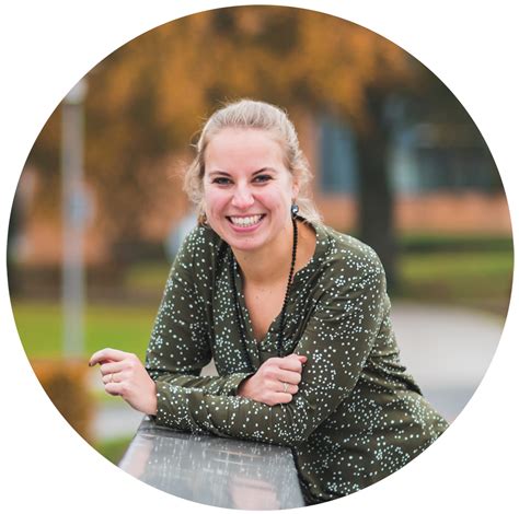 Over Daniëlle Jong Lerend