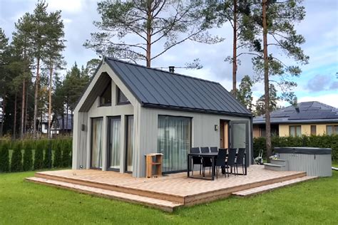 Scandinavian Prefab Small Cabin Tiny House Universe