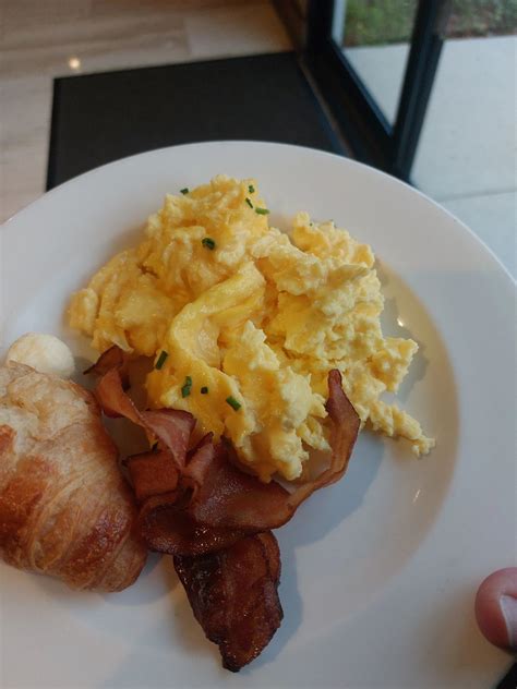 Heres A Fun One How Would You Explain Show Bacon To Someone New To