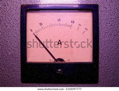 7 Microvolt Meter Gambar Foto Stok And Vektor Shutterstock