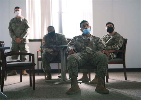 Army Sharp Powerpoint Slides