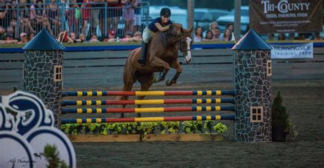 Lainey Ashker Trumps All At Great Meadow Bareback Puissance Eventing Nation Three Day