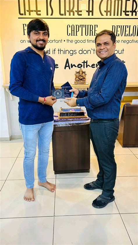 mayur patel on linkedin thankyou employeeofthemonth award 22 comments
