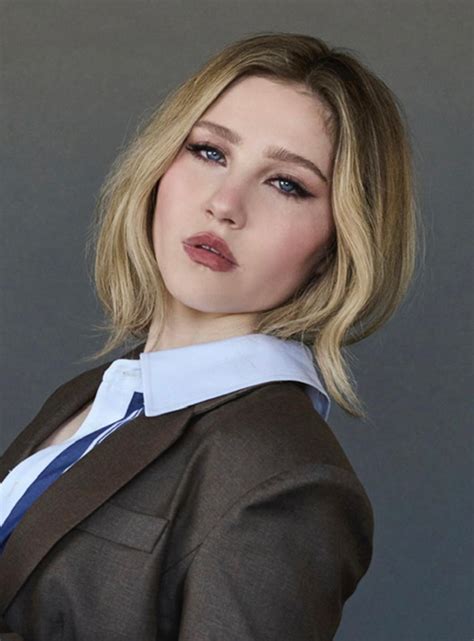 Ella Andersons 2025 Photoshoot • Celebmafia