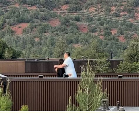 Social Media Reacts To Mike Vrabel And Dianna Russini Hotel Photos