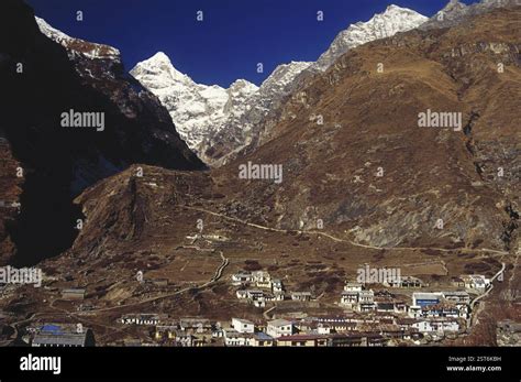 Mountain Peaks Nilkanth And Narayan As Seen From Badrinath Uttaranchal