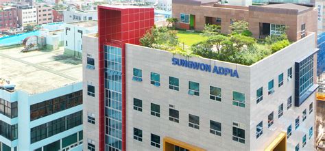 Bayer Crop Science 11월 11일은 농업인의 날입니다 농업은 우리의 소중한 먹거리를 생산할 뿐 아니라 첨단 기술을 통해 새로운 산업으로 진화해나가고