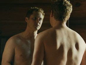 OUTER RANGE NUDE SCENES AZNude Men