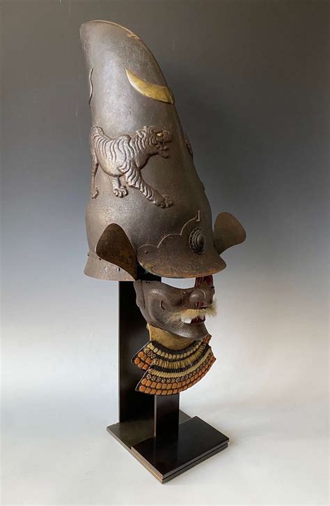 Rare Edo Period Japanese Tiger Eboshi Kabuto With Yasurime Menpō Zentner Collection