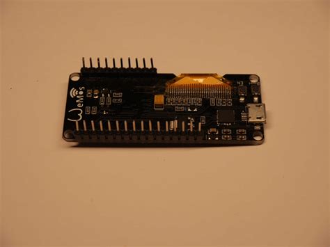 Wemos Esp32 Utvecklingskort Med Oled Skärm Köp På Tradera 633728350