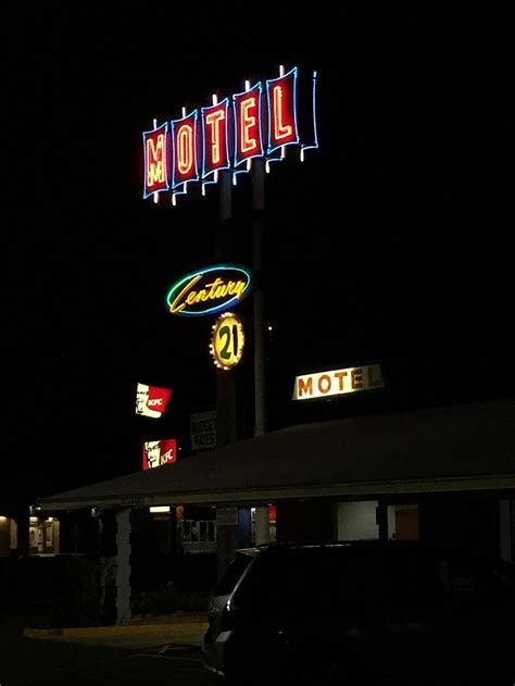 Are There Smoking Rooms At Century 21 Motel Pictures And Reviews