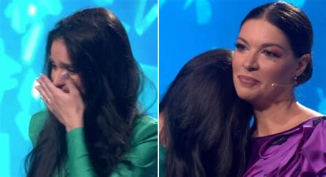 Натпреварувачка синоќа СЕ СКРШИ на сцената на „Ѕвездите на Гранд“ Ништо ти си готова оди