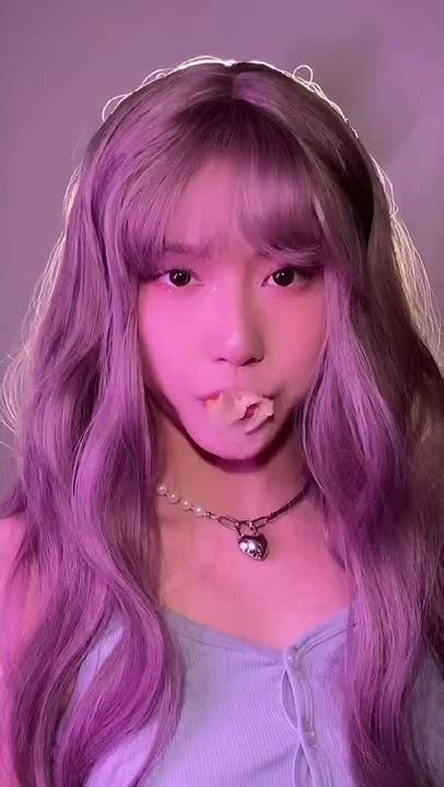 여장한 남자같아요 Youtube