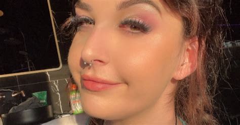 Adult Film Star Opens Up About Common Body Issue That Makes Many Women Feel Deformed