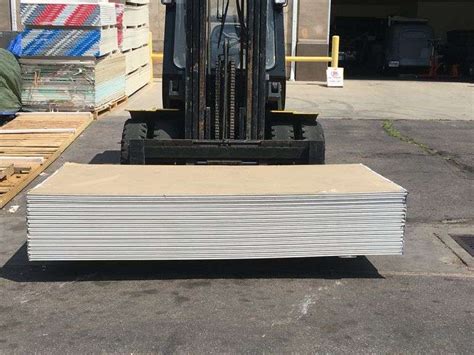 34 Toughrock 12 In X 4 Ft X 8 Ft Regular Drywall Panel Roller