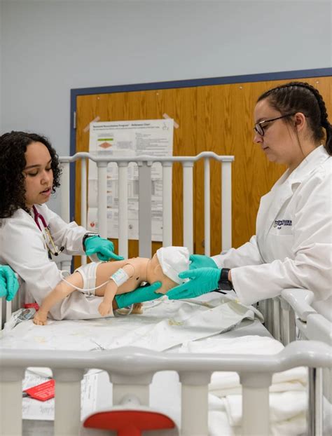 Neonatal Nurse Training How To Become A Neonatal Nurse Learndirect