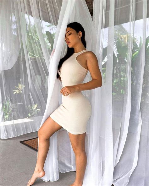 9 Potret Yulia Baltschun Influencer Diet Dan Seorang Chef Idn Times