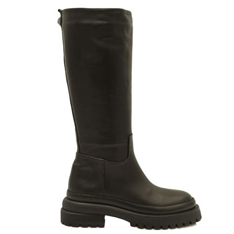 Чоботи осінні на підборах 027079 колір чорний Prego Купити від