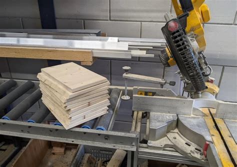 Зургаан талт тавиур