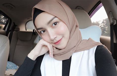 Makin Cantik Dan Keibuan Inilah Penampilan Melody Prima Setelah Berhijab