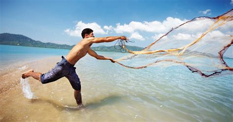 The Art And Science Of Cast Net Fishing Bright Buffalo