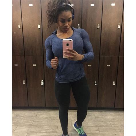 Ig Check In Devone Martin She Fit She Curvy Pass Or Smash