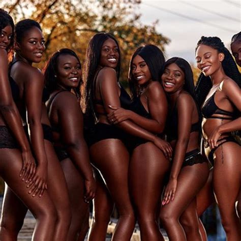 Black Woman Body Hot Black Body Konfektionskleidung Noo