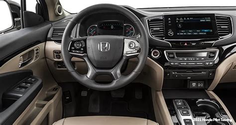 2021 Honda Pilot Review Photos And Specs Carmax