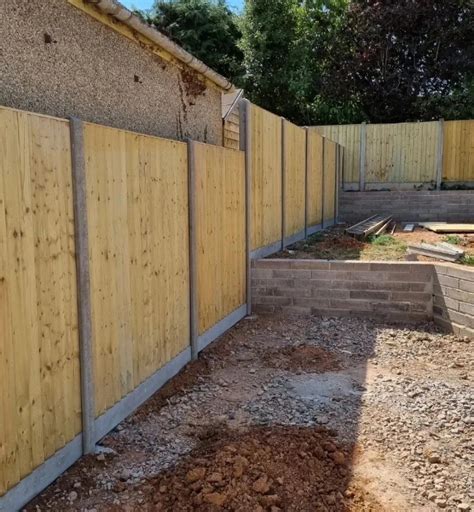 How To Replace Fence Panels Howarth Timber Building Supplies