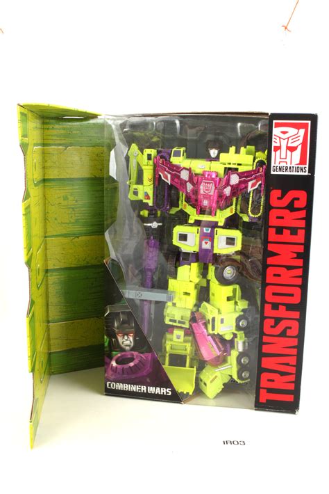 Packaged Not Sealed Transformers® Generations Combiner Wars