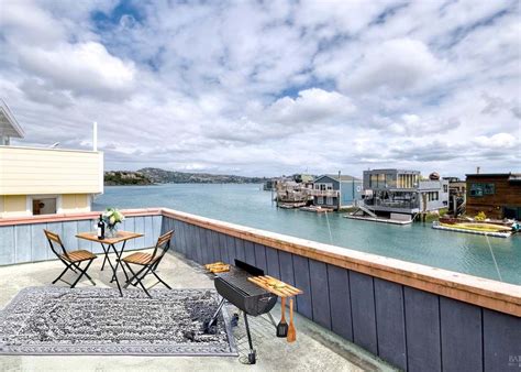 6 Yellow Ferry Dock Sausalito Ca 94965 Mls 325038441 Redfin