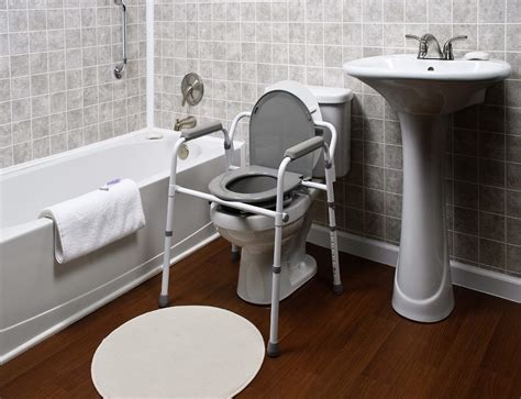 3 In 1 Commode Over Toilet 3 In 1 Folding Shower Wheelchair Bedside