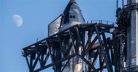 고질라 젓가락질로 로켓 잡는다스페이스x 착륙 신기술 시도