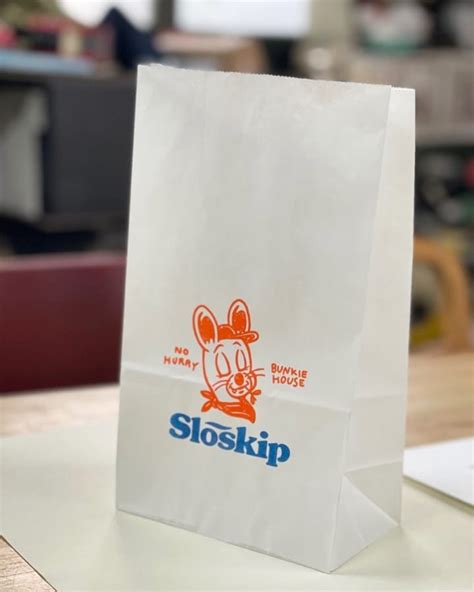 디자인점빵 리소 봉투인쇄 리소인쇄만의 유니크한 색상으로 제작된 기성봉투 위에 소량인쇄가 가능합니다