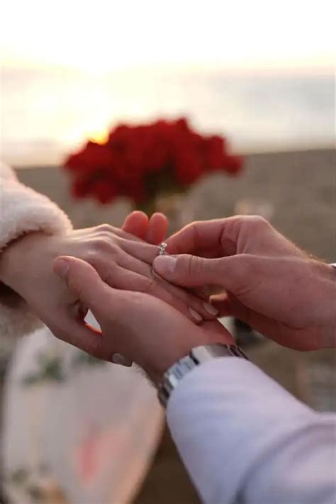 بهترین عکس پروفایل عاشقانه با تصویرهای خاص و بدون متن