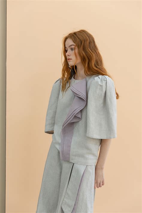 드레이프 디테일 린넨 블라우스 H01cbl014