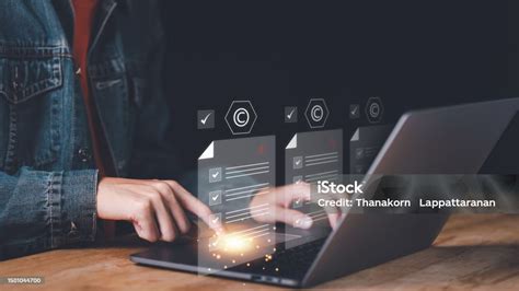 저작권 또는 지적 재산권 특허 불법 복제 방지 소유권 표현 합법적인 혁신 및 발명 특허 캠페인 저작권 침해 상표의 개념 개발에