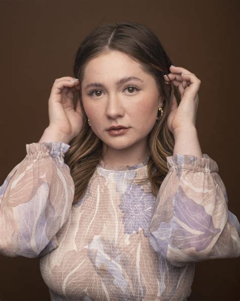 Emma Kenney Age Height Weight Career Net Worth And More Bioinfolabe