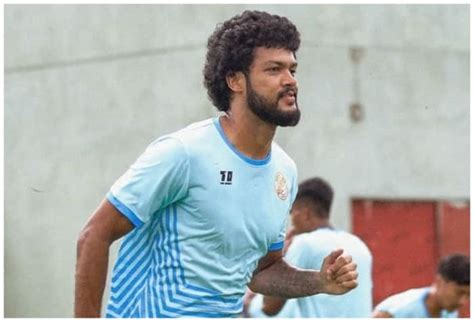 Punjab Fc Melroy Assisi Embraces Challenge From Kolkata Giants Ahead Of