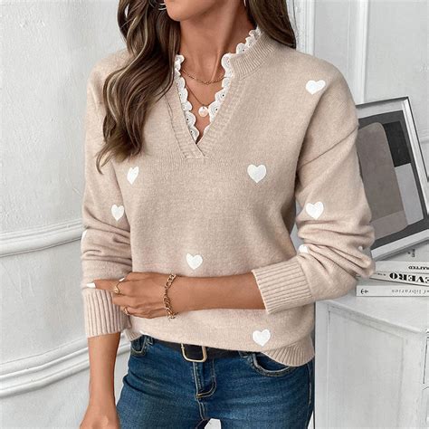 Pull Femme à Col V Motif Amour Asyato