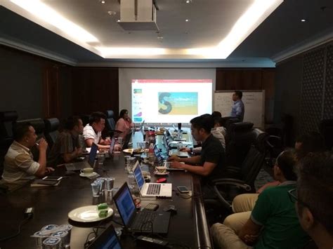 Training Attractive Excel Dashboard And Infographics