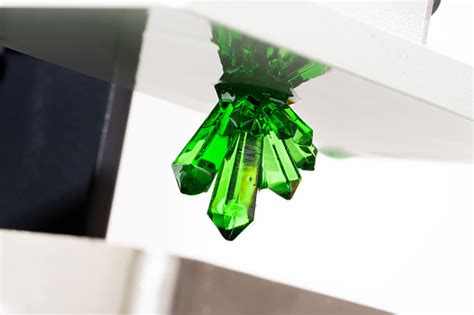 3d 프린터 기술 Sla에 인쇄된 제품 수지에서 인쇄 된 크리스탈 3d 프린터의 세부 정보입니다 0명에 대한 스톡 사진 및 기타 이미지 Istock