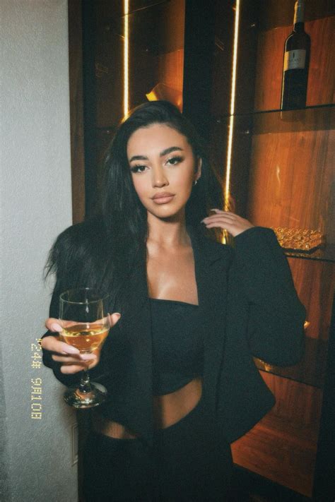 🥂